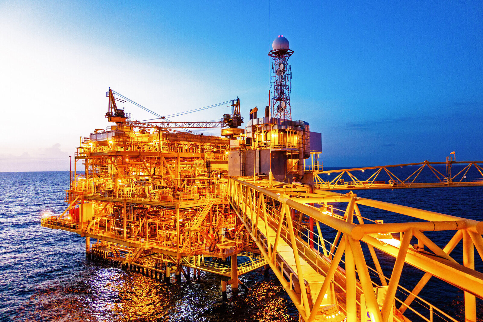 Chemical Injection Pumps in the Oil and Gas Industry | Milton Roy