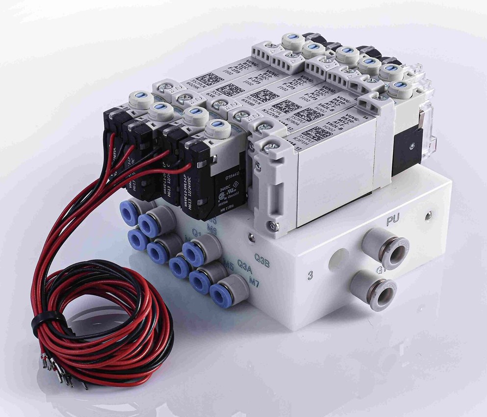 Plastic Manifold Handling & Cleaning Guide | Controlled Fluidics