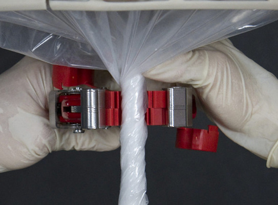 CrimpLoc™ Closure for Pharmal Processing | ILC Dover